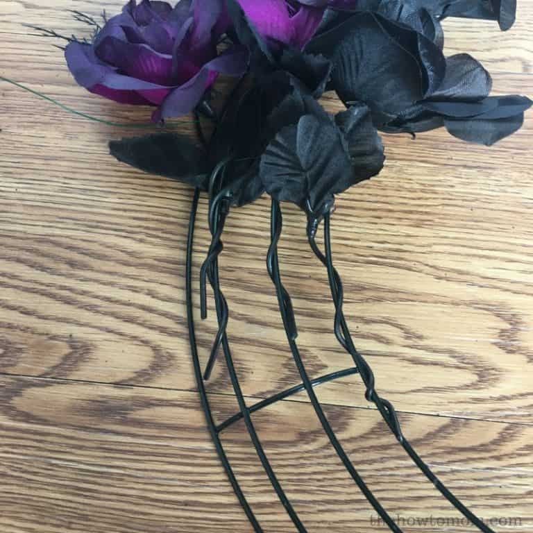 Creepy Black Rose Wreath – Halloween DIY – The How To Mom