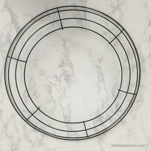 How to Make a Wreath – The Ultimate DIY Guide – The How To Mom