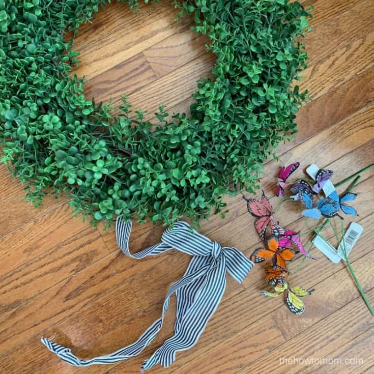 How to Make a Beautiful Butterfly Wreath – The How To Mom