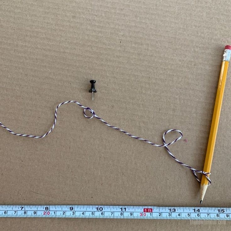 How to Make a Wreath Frame – DIY Cardboard Wreath Base – The How To Mom