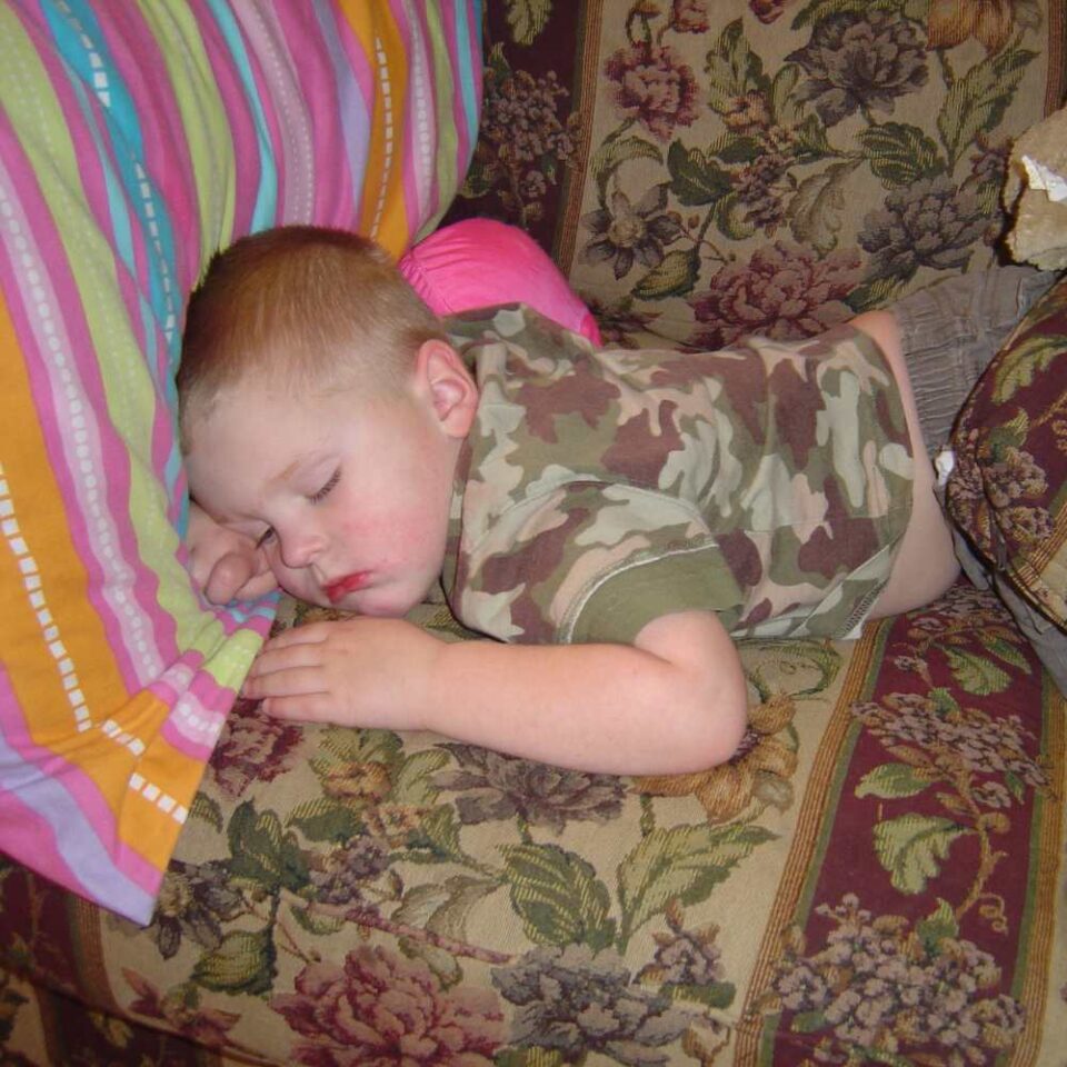 Upcycle An Old Bar Stool Into A Cute And Functional Shelf! – The How To Mom