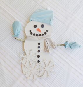 Recycled Holiday Winter Snowman Craft Project – The How To Mom