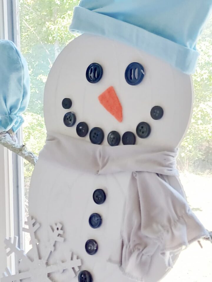 Recycled Holiday Winter Snowman Craft Project – The How To Mom