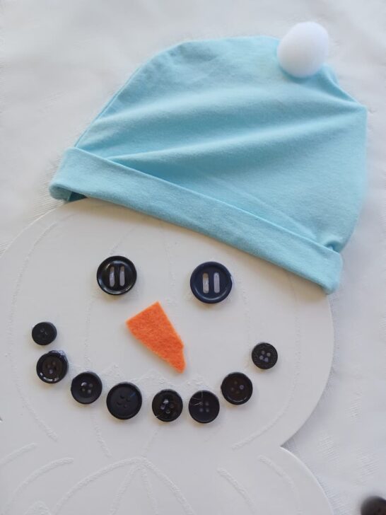 Recycled Holiday Winter Snowman Craft Project – The How To Mom
