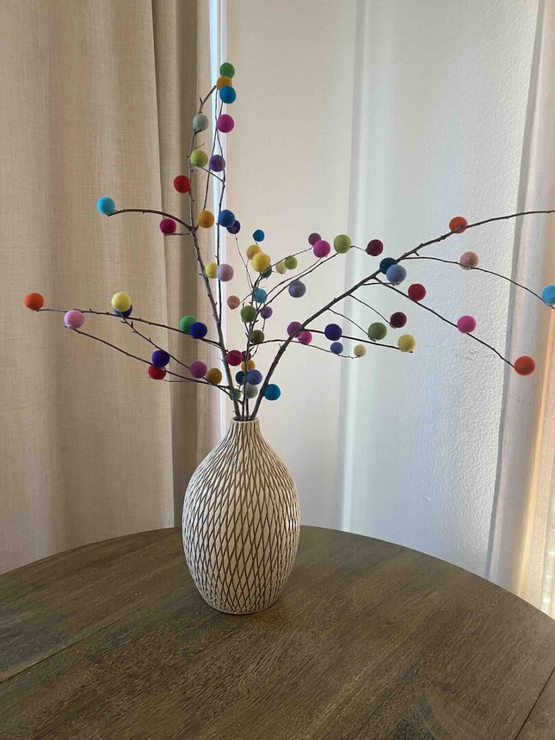 DIY Pom Pom Tree (Super-Simple DIY Craft Project) – The How To Mom