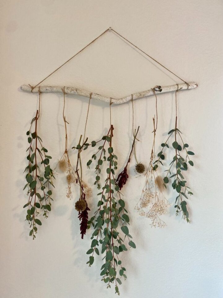 DIY Floral Wall Hanging – Easy Craft Project – The How To Mom