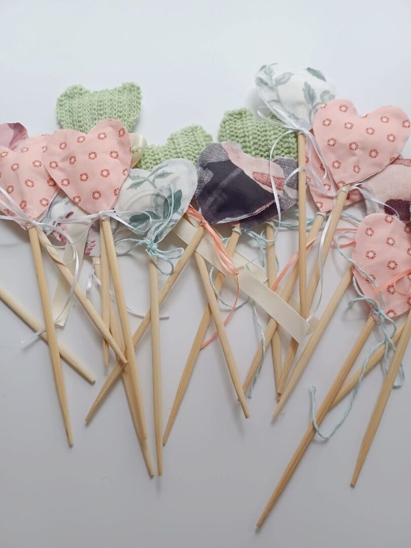 Love Pops DIY Upcycle Craft Project (Fun and Simple!) – The How To Mom