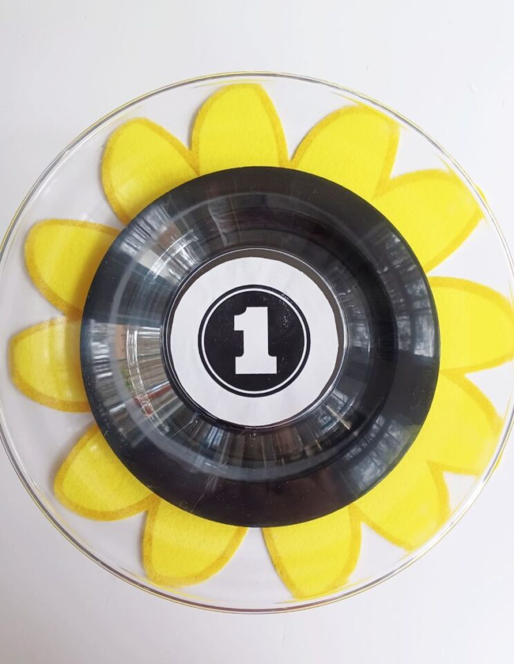 Make A Fun And Easy “Bee Toss” Game For Your Kids! – The How To Mom