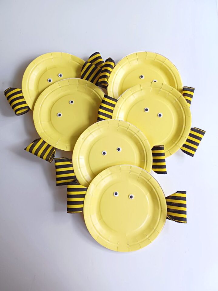 Make A Fun And Easy “Bee Toss” Game For Your Kids! – The How To Mom